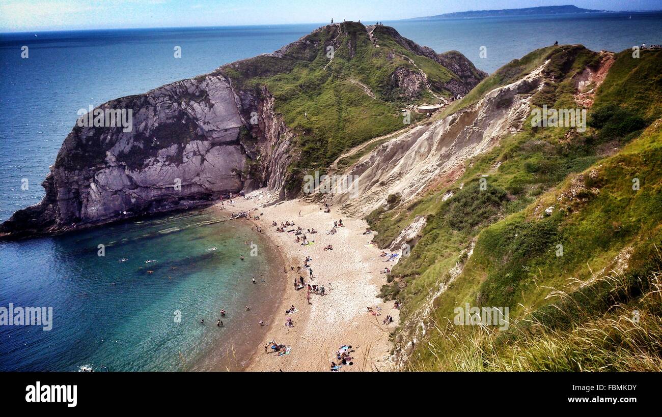 People relaxing on the beach hi-res stock photography and images - Alamy