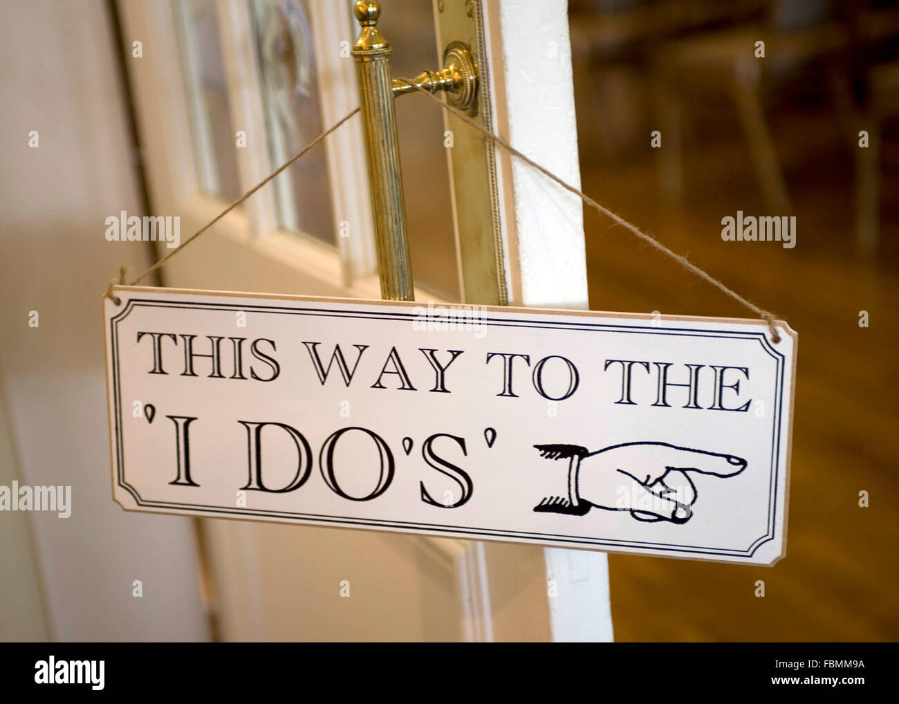 Sign for weddings saying "I do Stock Photo - Alamy