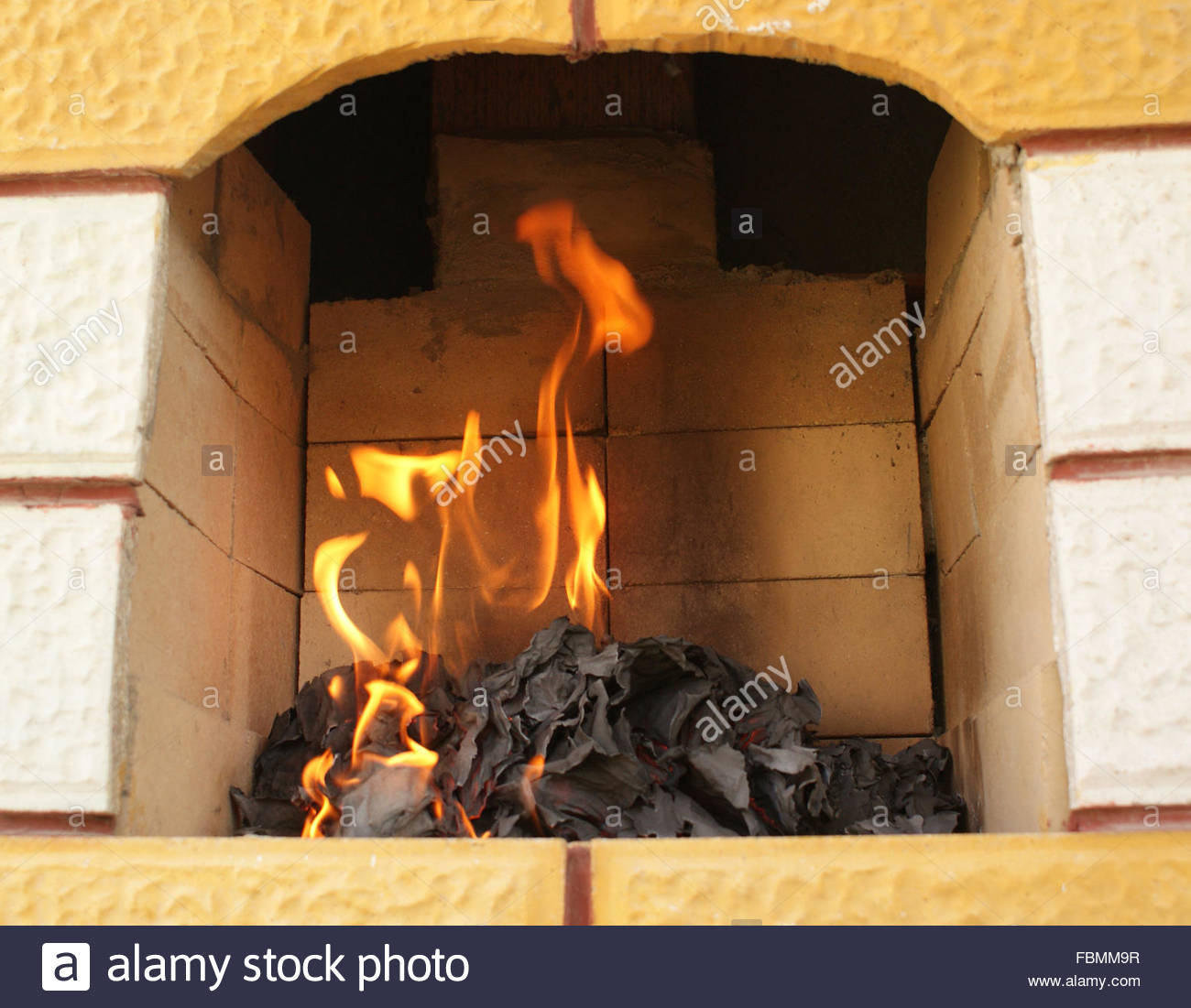 Fire Grate Stock Photos & Fire Grate Stock Images - Alamy