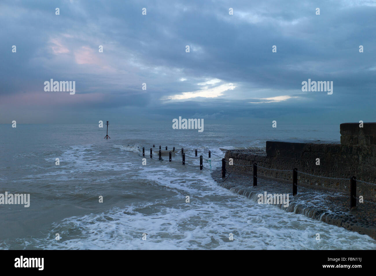 Submerged groyne hi-res stock photography and images - Alamy