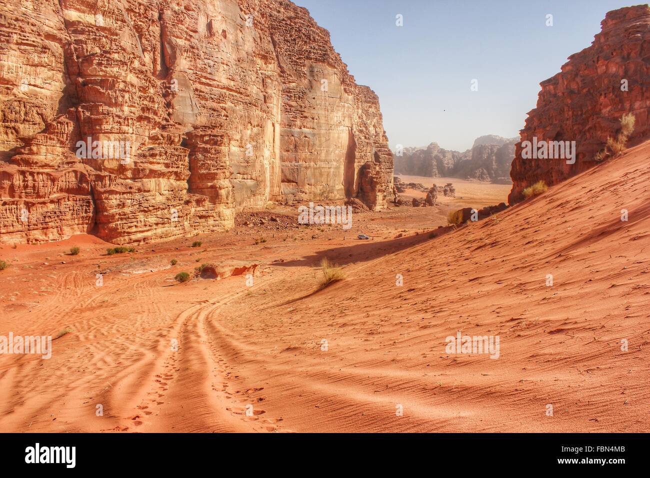 Cliff and rock hi-res stock photography and images - Alamy