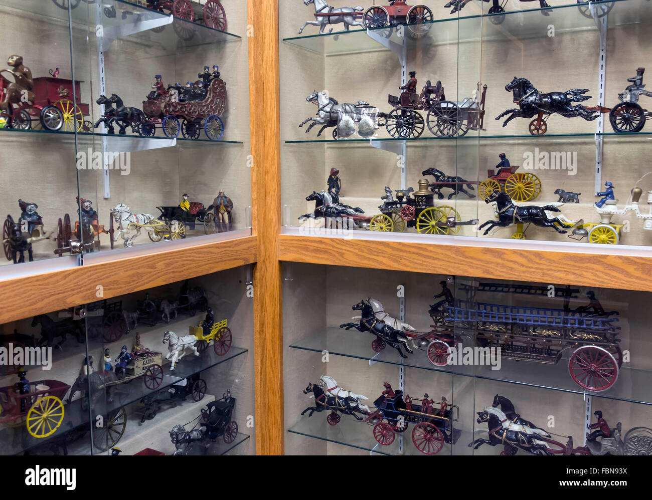 Portland, Oregon, USA. 17th Jan, 2016. Kidd's Toy Museum houses over ...