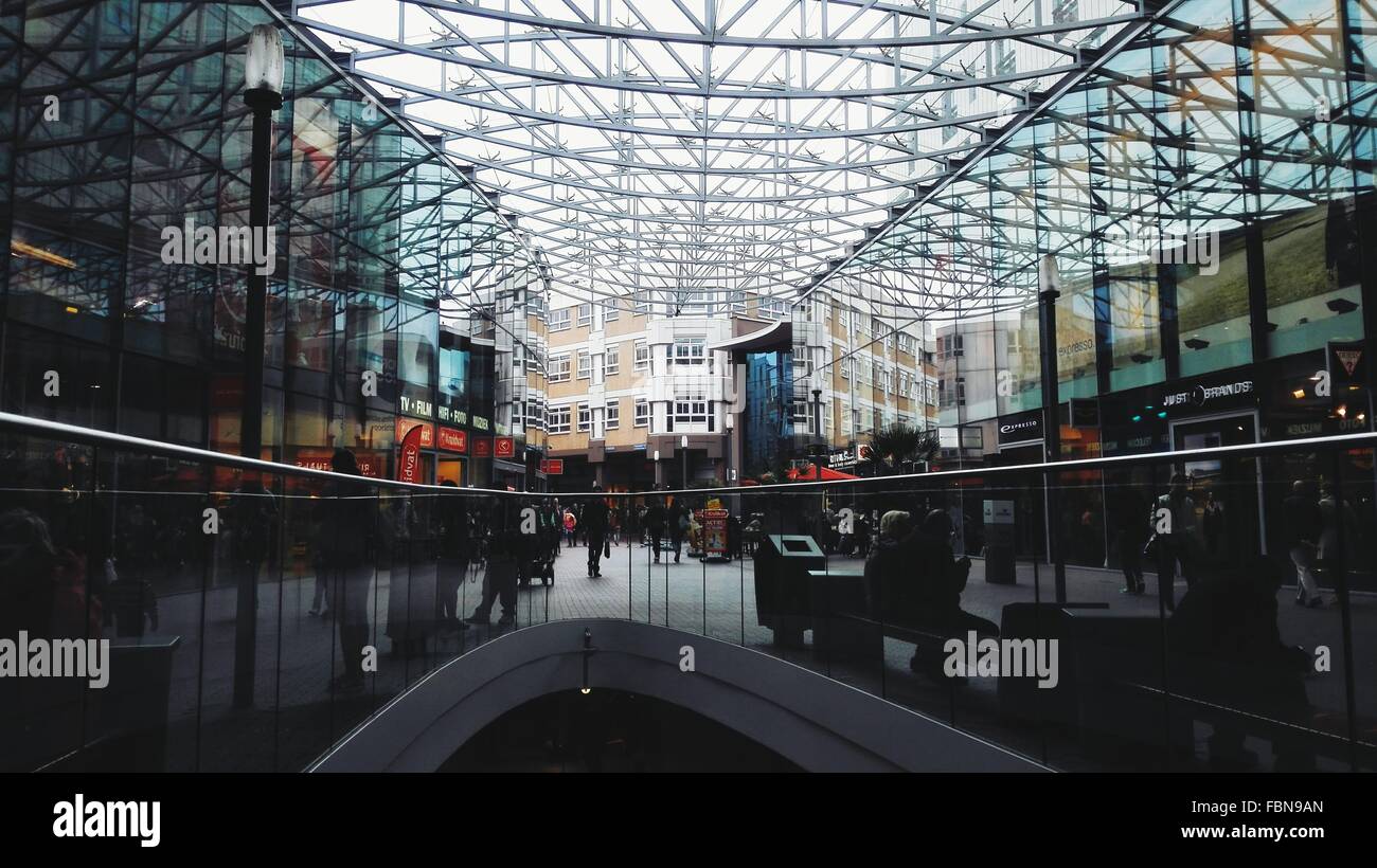 Modern city architecture exterior hi-res stock photography and images ...