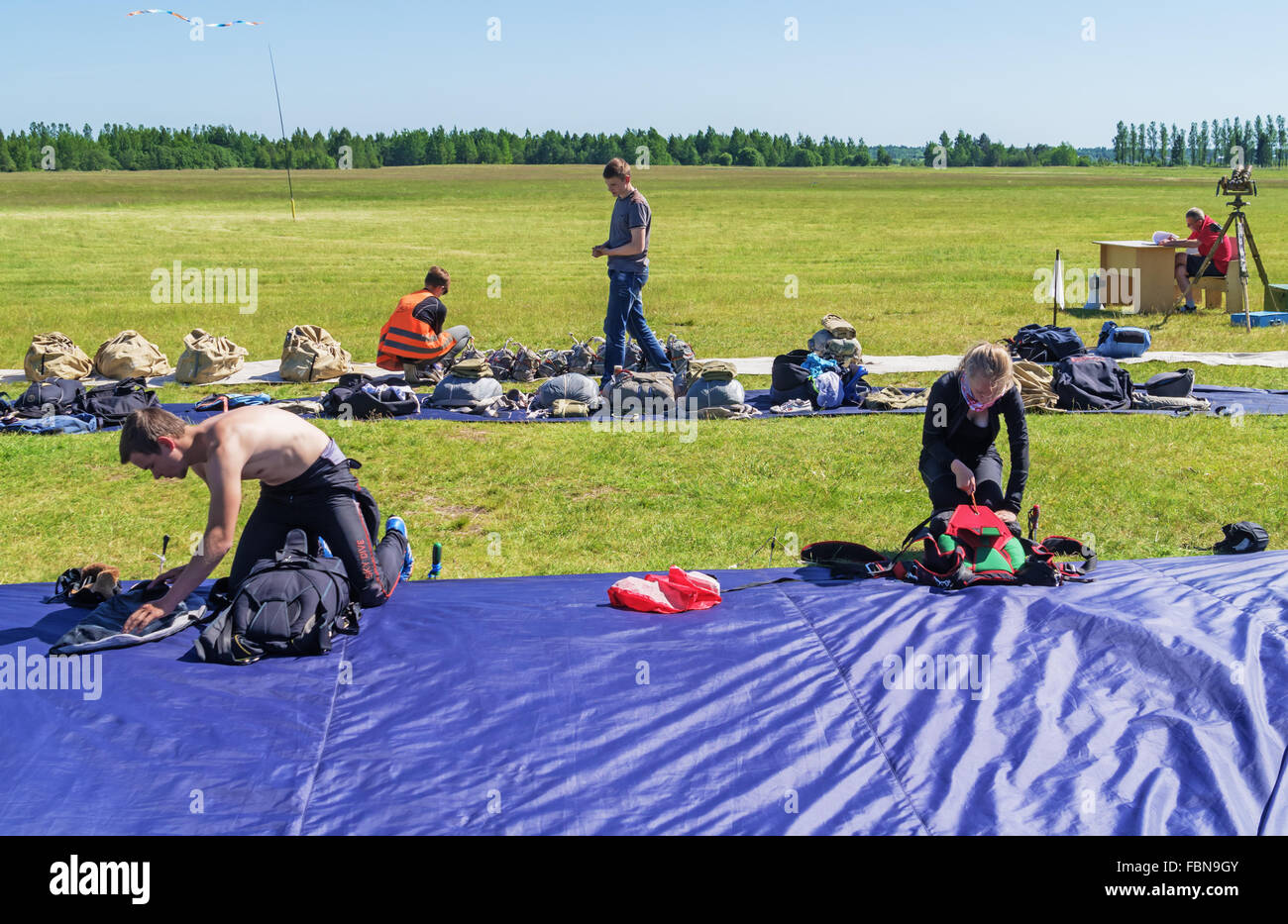 Parachutists - 2015.Packing of parachute Stock Photo - Alamy