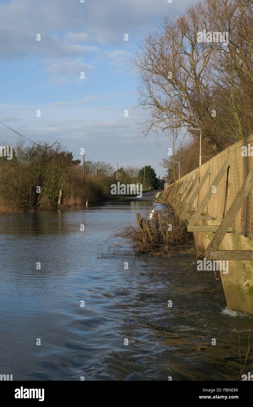 Ouse Washes Road flooded at Sutton Gault in Cambridgeshire Stock Photo ...
