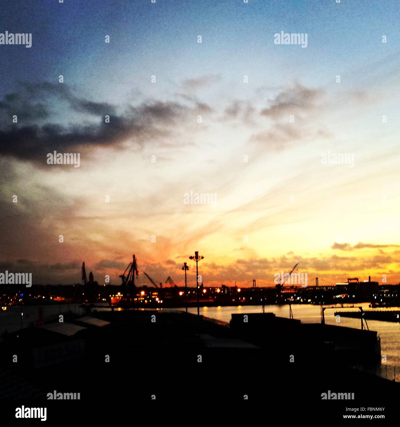 Elevated dock hi-res stock photography and images - Alamy