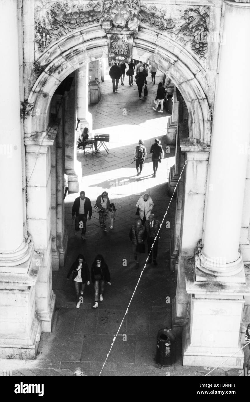 Genova street art hi-res stock photography and images - Alamy