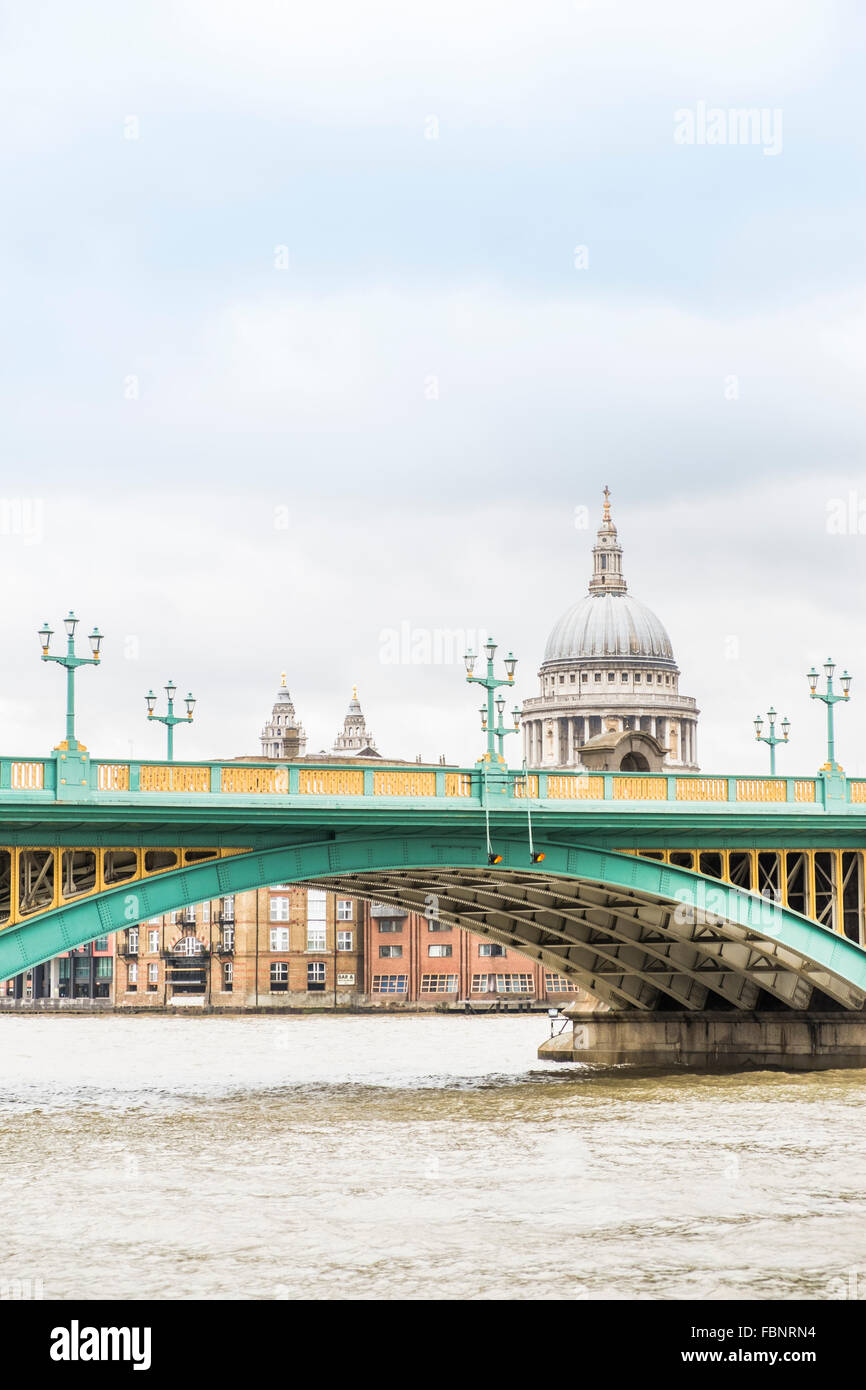 southwark bridge and st paul´s cathedral, london, england Stock Photo ...