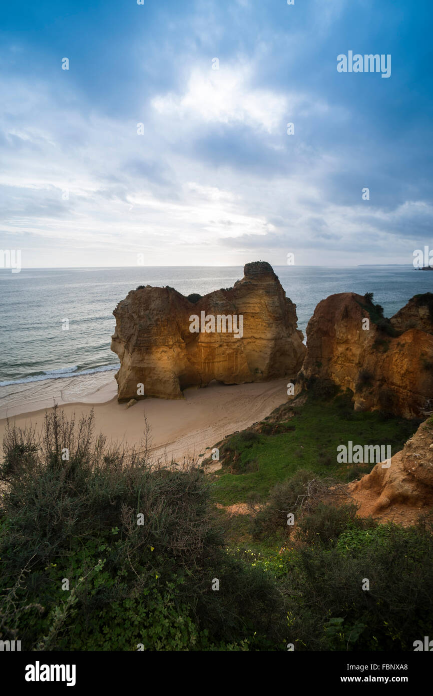 Praia de rocha beach beaches algarve hi-res stock photography and ...