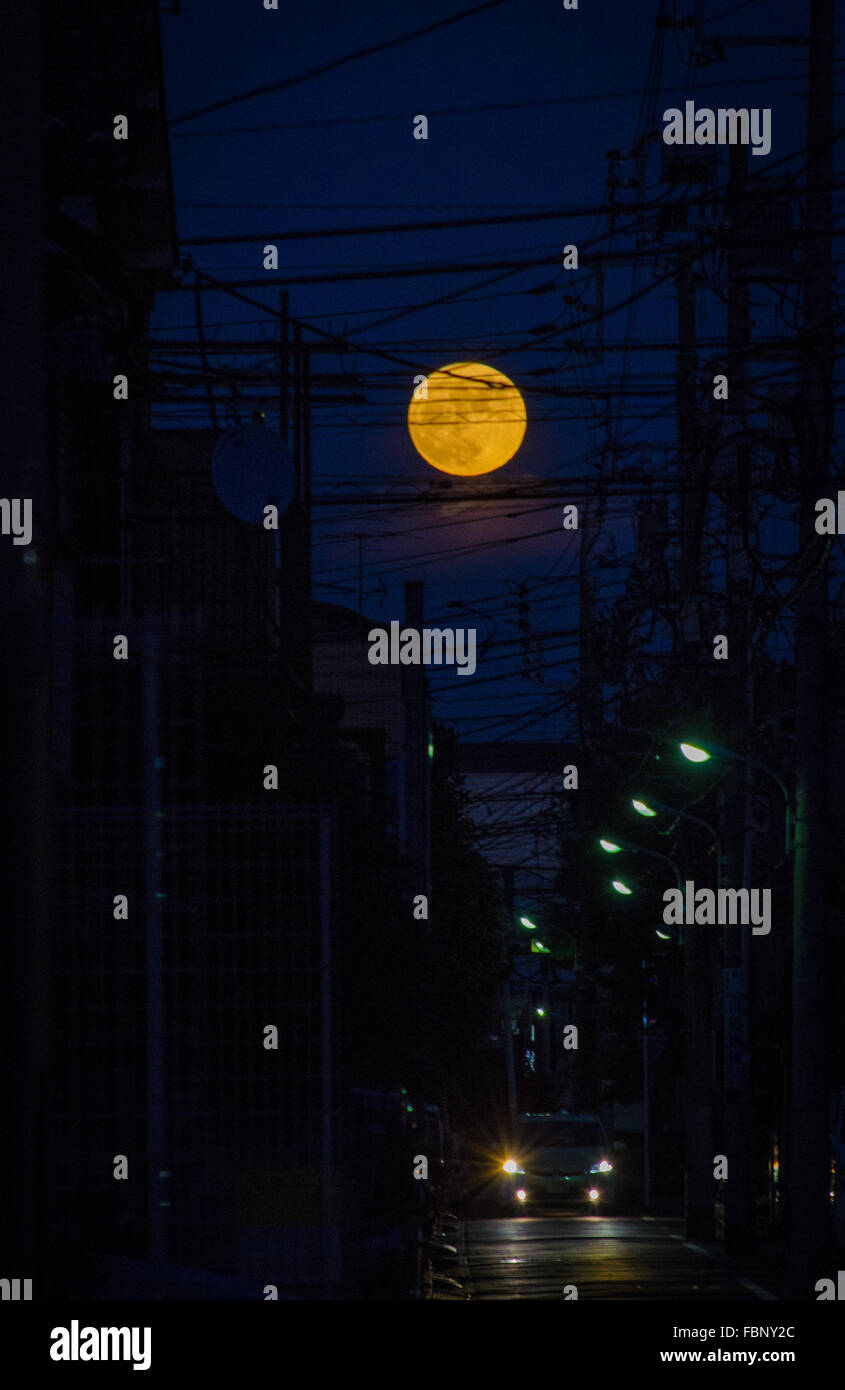 Moon city hi-res stock photography and images - Alamy