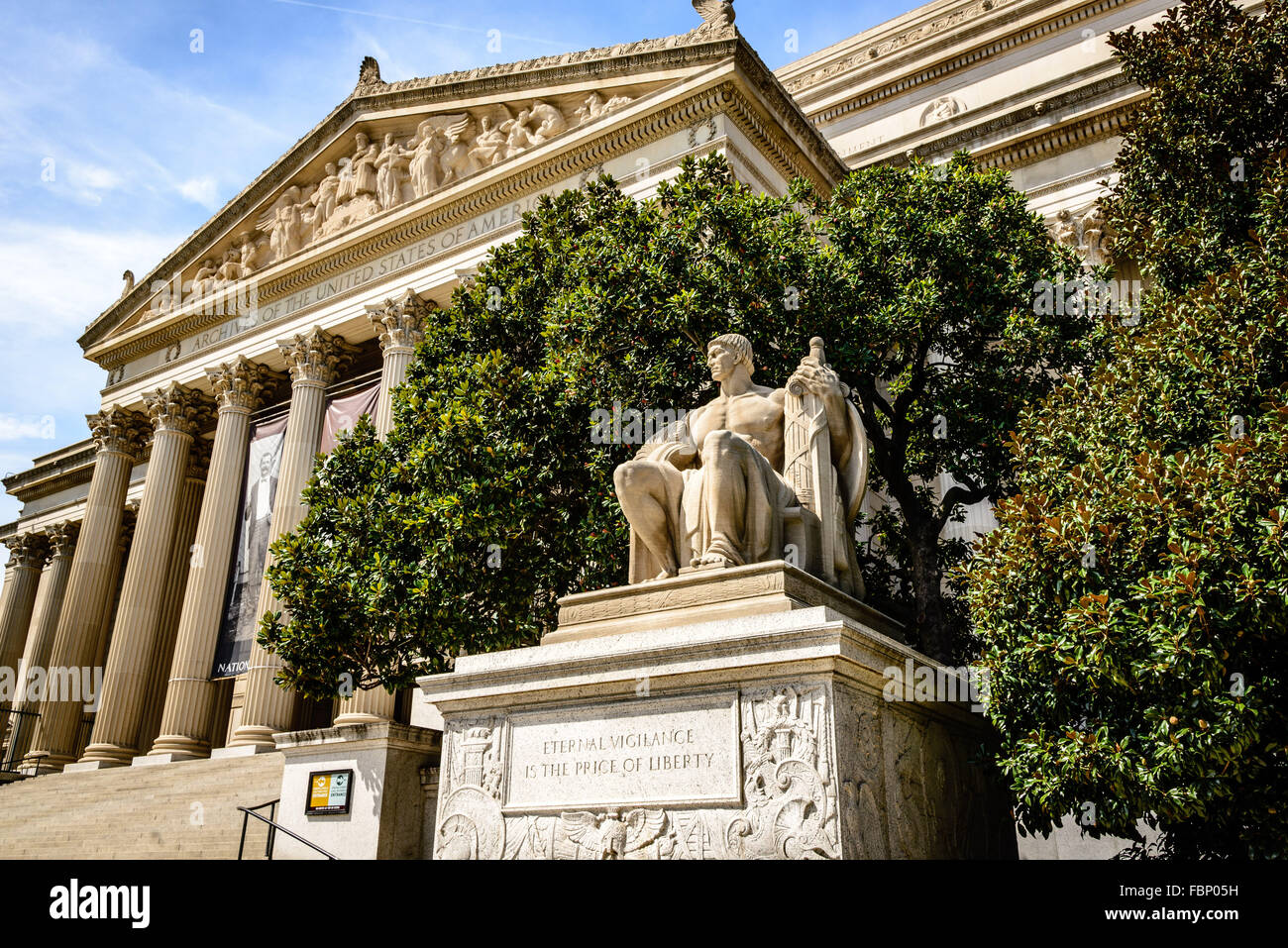 Guardianship Statue, National Archives, Constitution Avenue NW ...