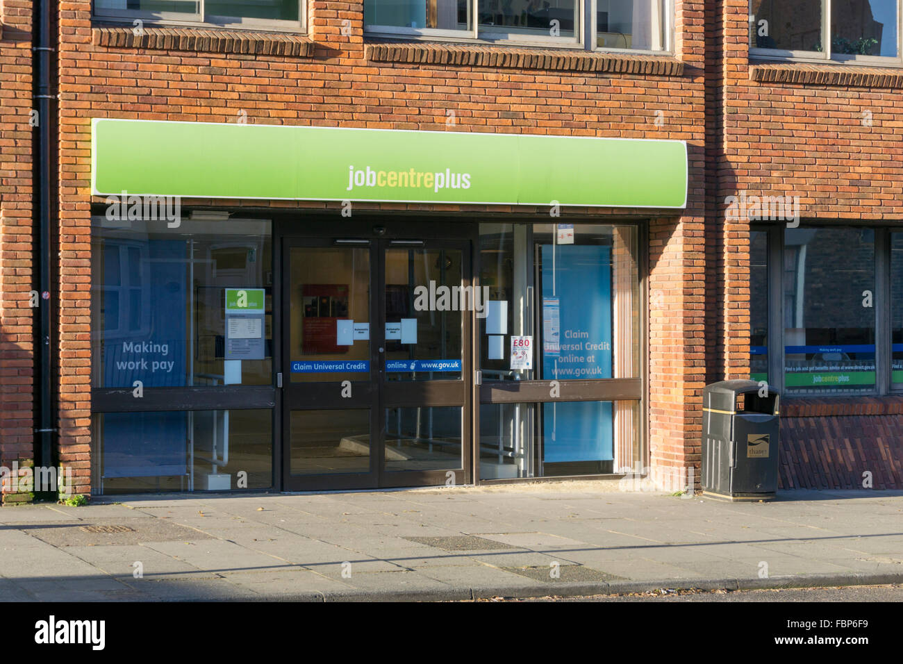 Jobcentre hi-res stock photography and images - Alamy