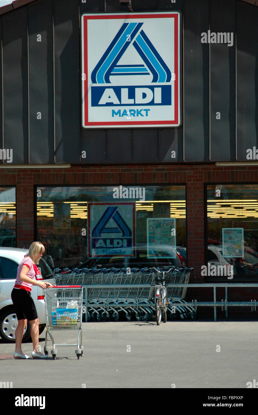 Aldi market logo hi-res stock photography and images - Alamy