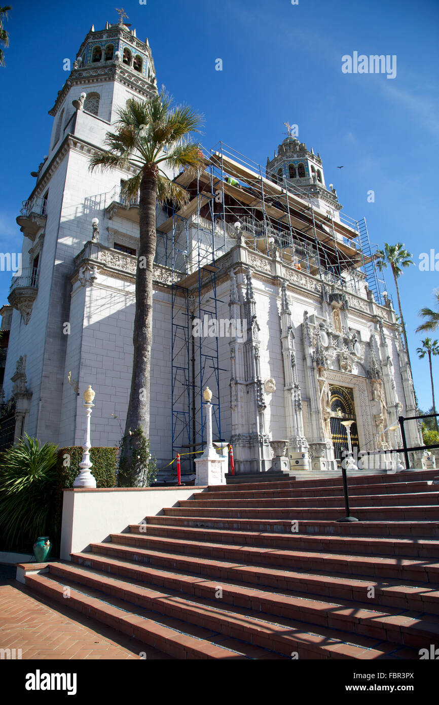 Front view of Hearst Castle facade in California Stock Photo - Alamy