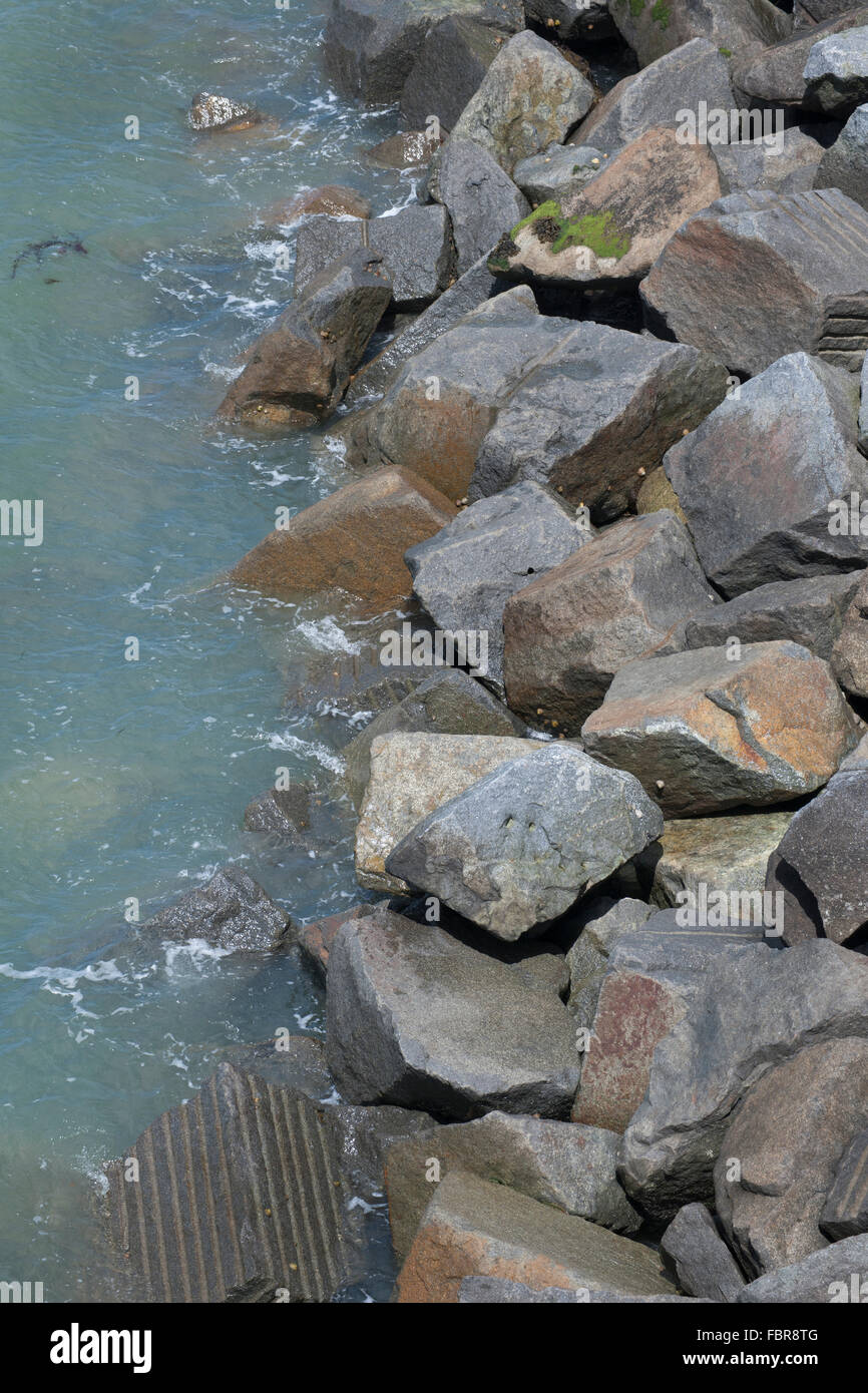 Portsmouth sea defence hi-res stock photography and images - Alamy