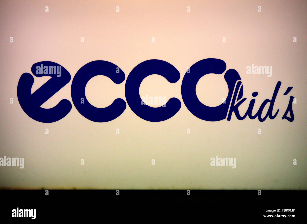 Ecco logo hi-res stock photography and images - Alamy