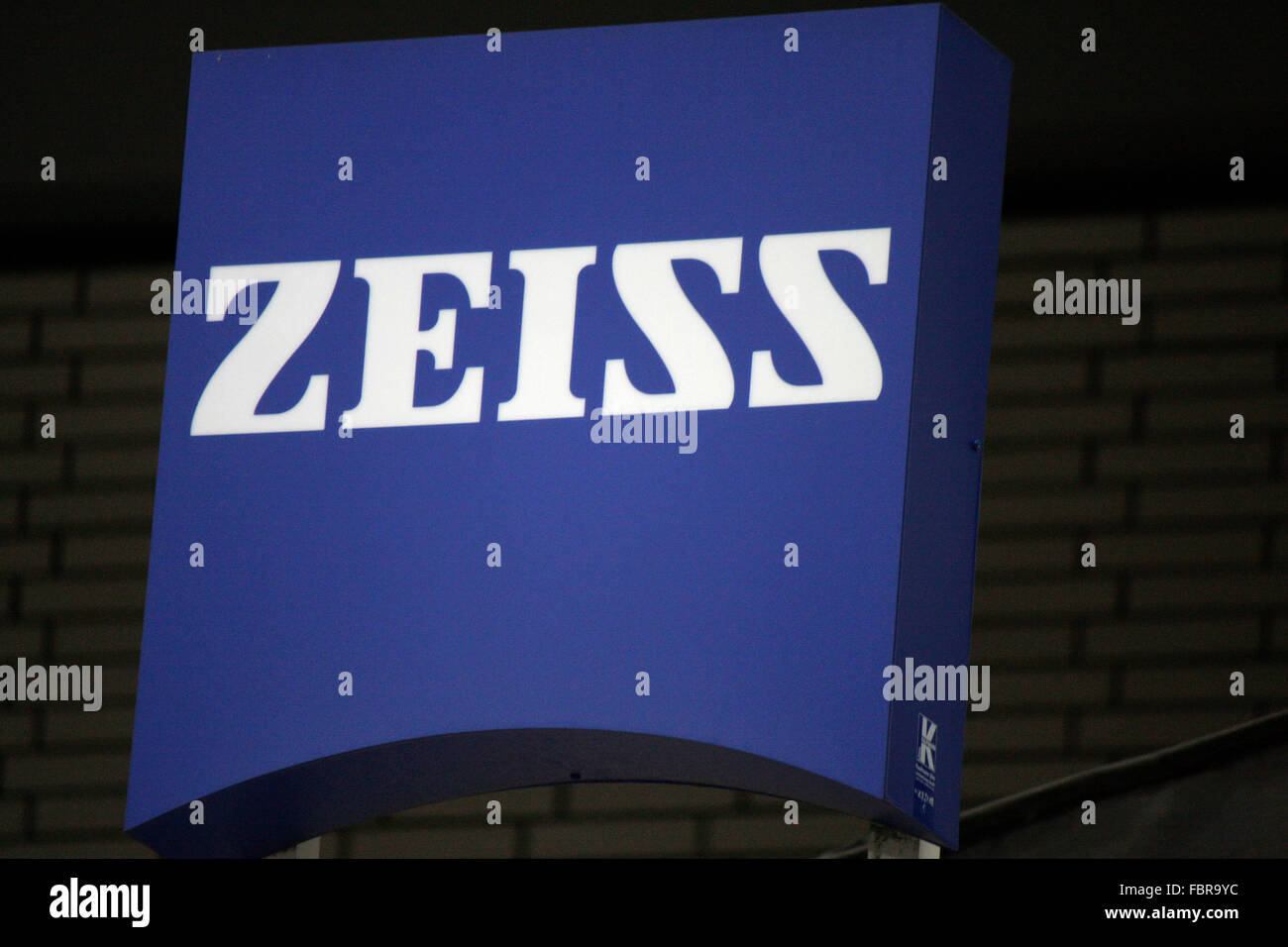 Zeiss logo hi-res stock photography and images - Alamy