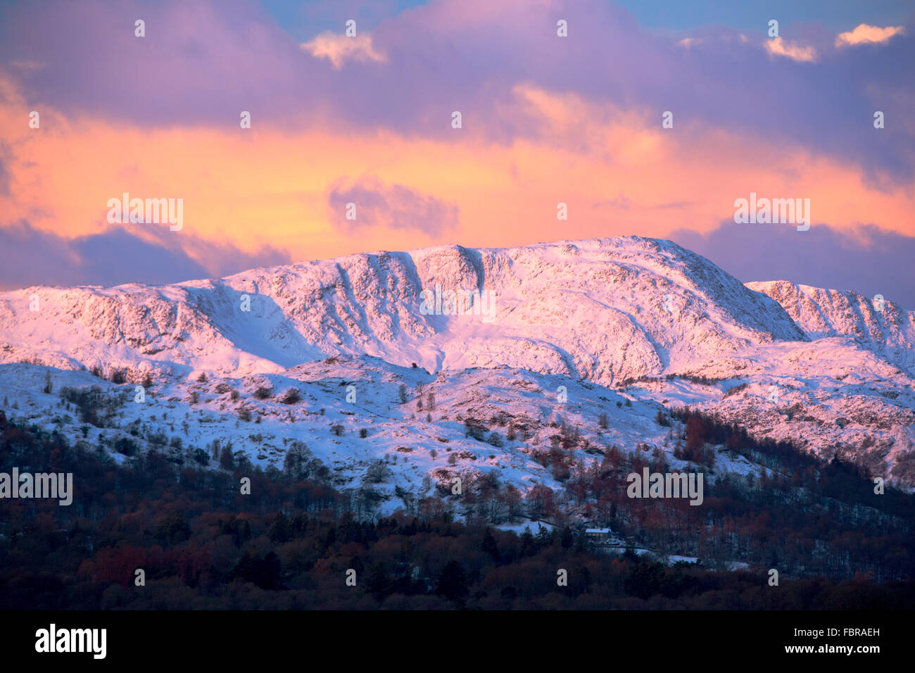 Warm light on mountain hi-res stock photography and images - Alamy