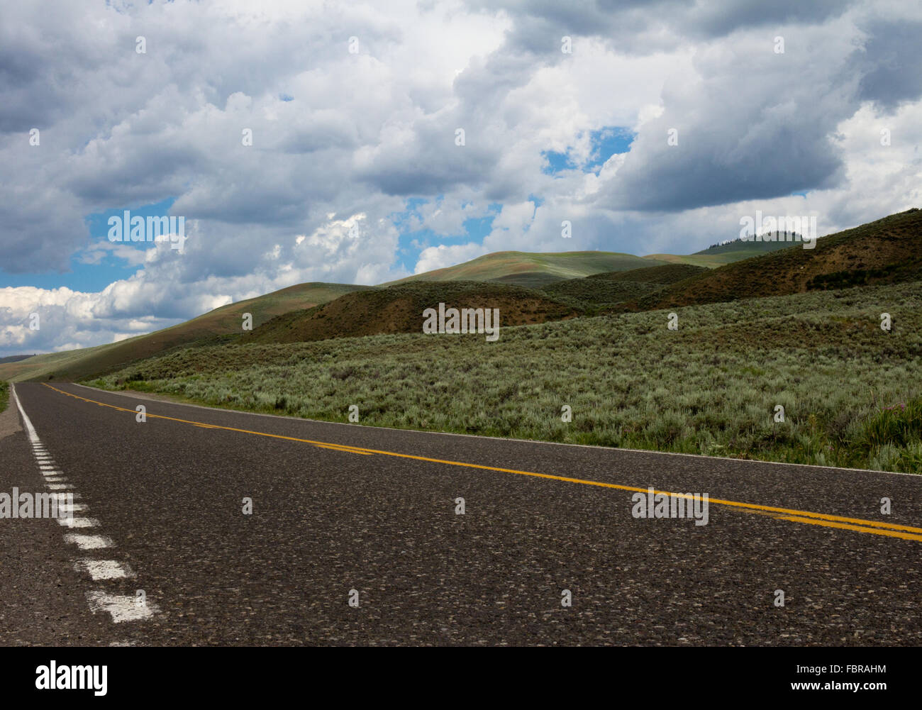 Yellowstone road hi-res stock photography and images - Alamy