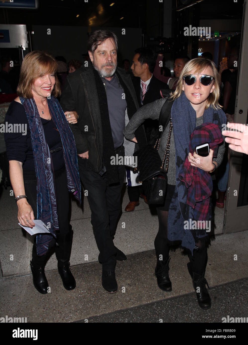 Mark Hamill is swarmed by 'Star Wars' fans as he arrives at Los Angeles ...