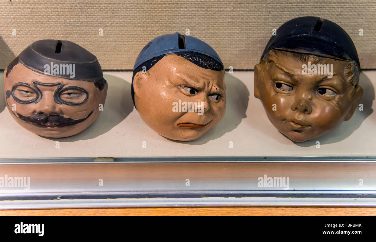 Portland, Oregon, USA. 17th Jan, 2016. Kidd's Toy Museum houses over ...