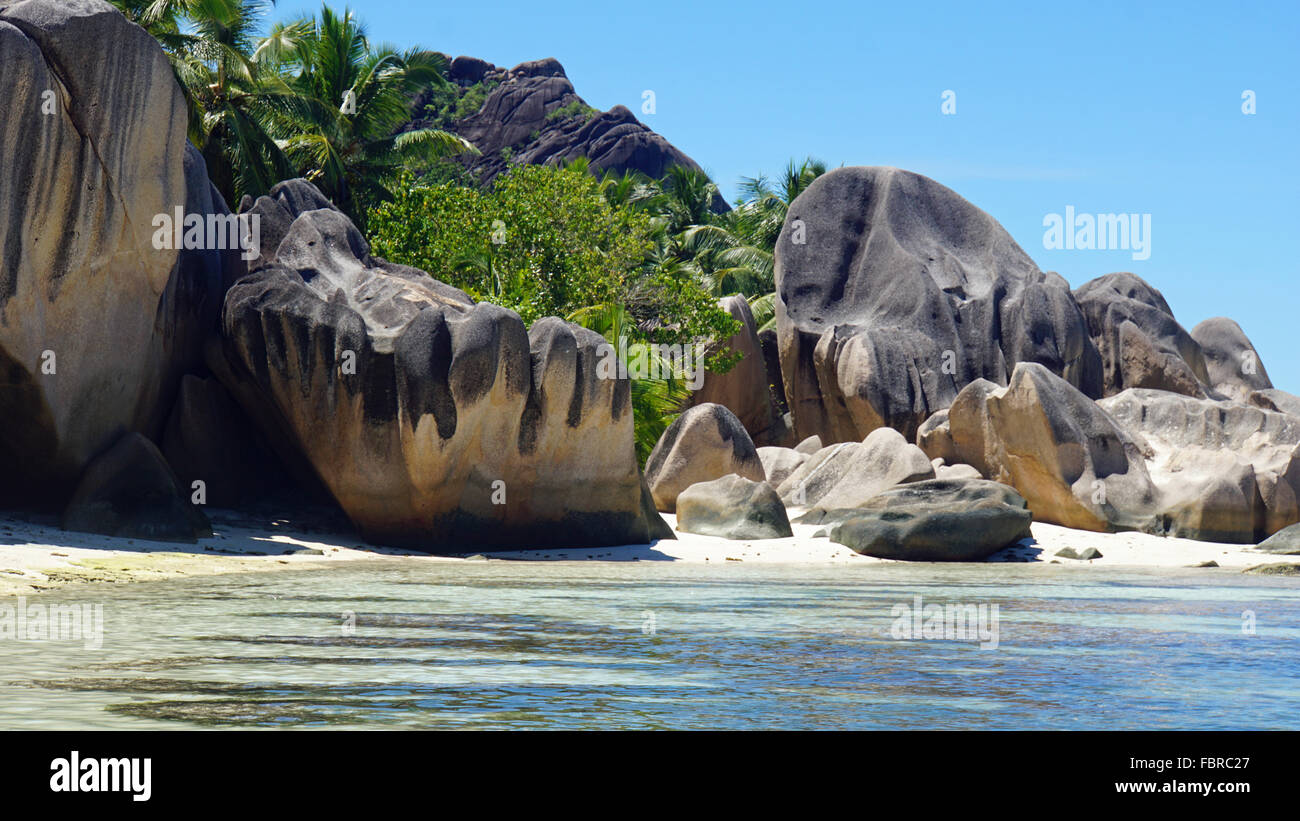 amazing granite rocks on a tropical beach Stock Photo - Alamy