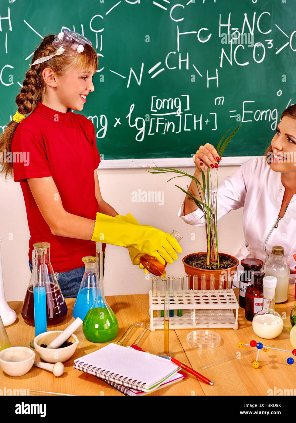 Child in chemistry class Stock Photo - Alamy