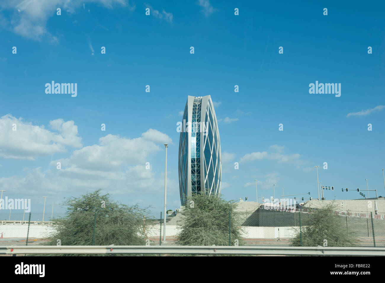 Circle shaped building hi-res stock photography and images - Alamy