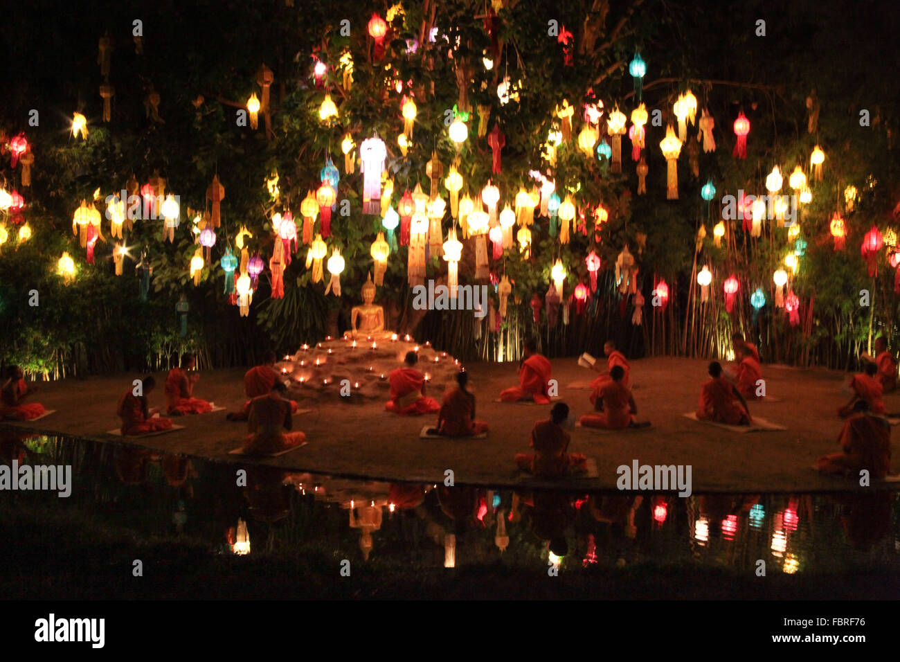Buddhist monks pray lanterns hi-res stock photography and images - Alamy