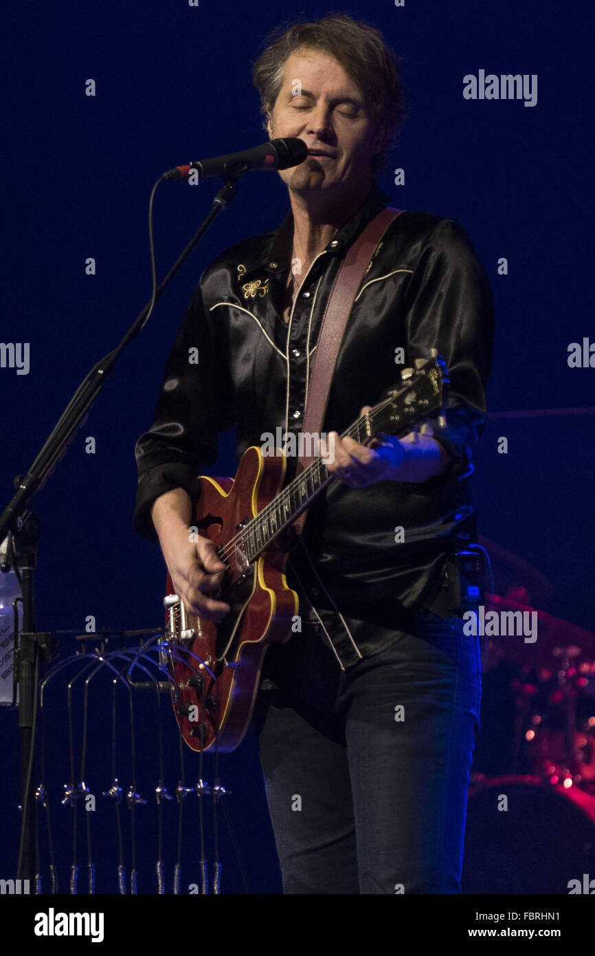 Jim cuddy hi-res stock photography and images - Alamy