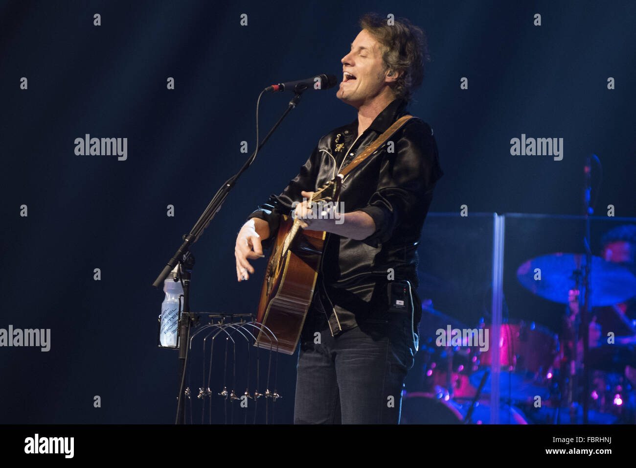 Blue rodeo band 2016 hi-res stock photography and images - Alamy