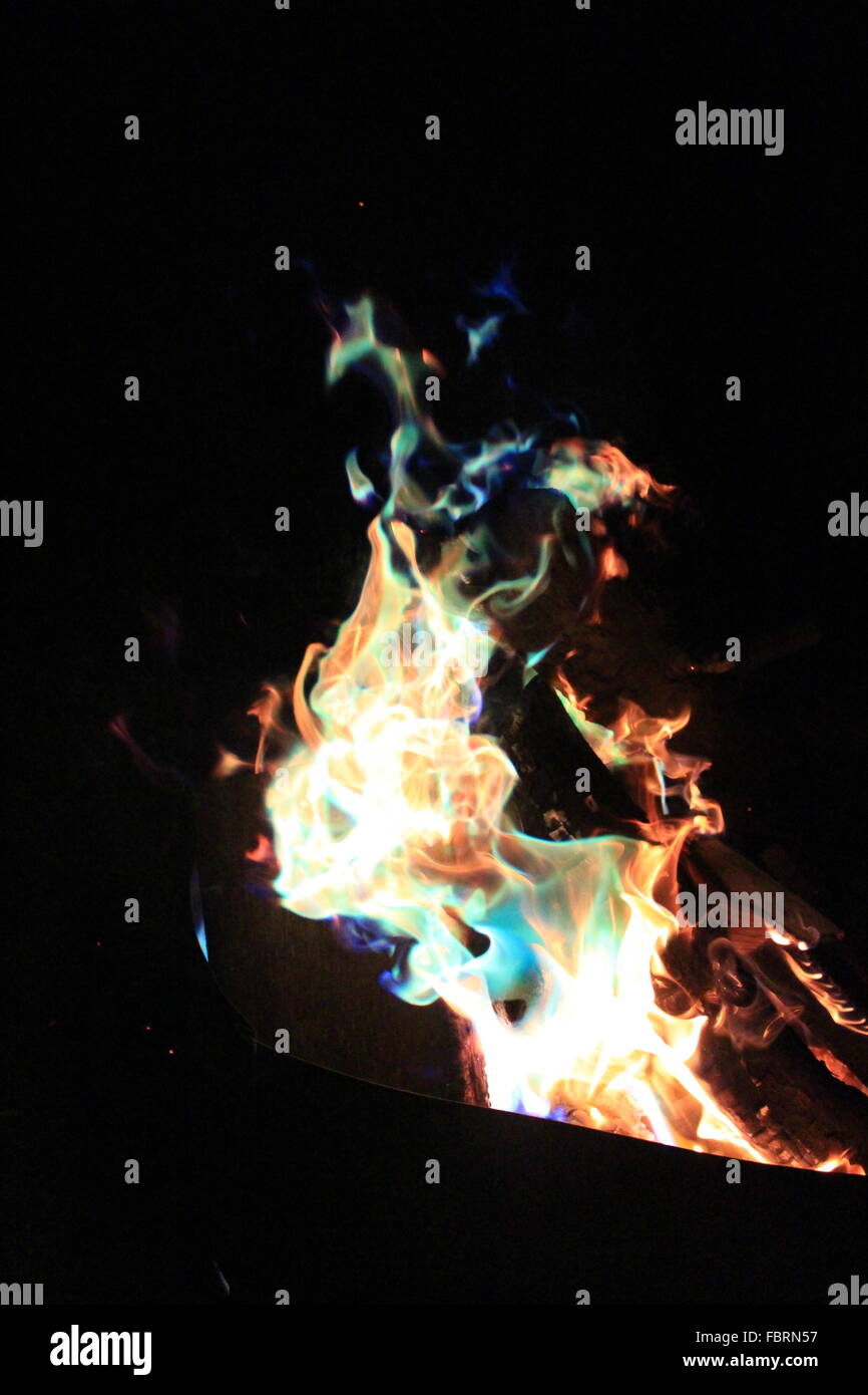 Flames flicker hi-res stock photography and images - Alamy