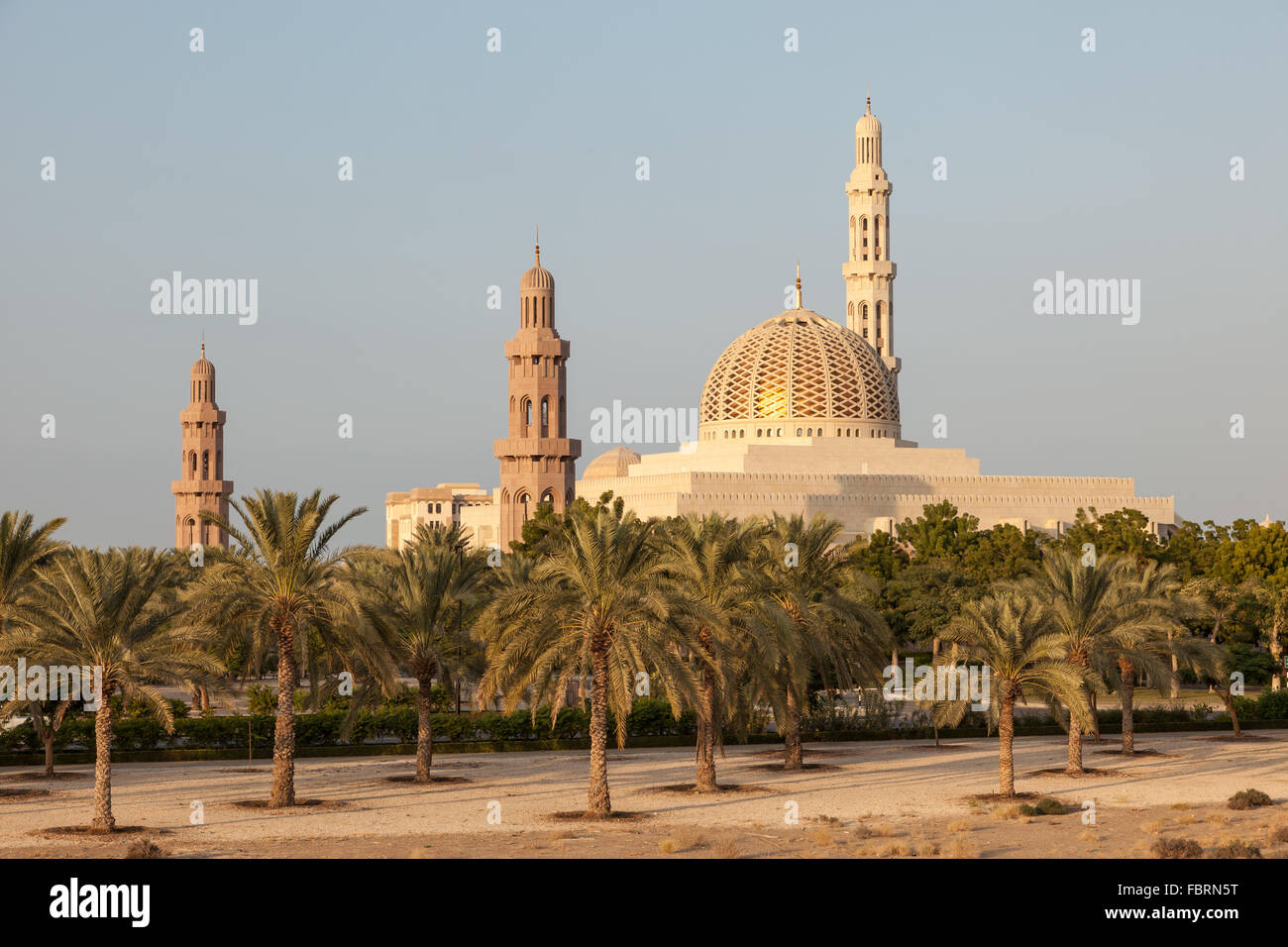 Sultan Qaboos Grand Mosque in Muscat, Oman Stock Photo - Alamy