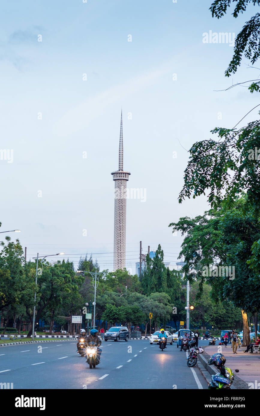 National monument merdeka square hi-res stock photography and images ...