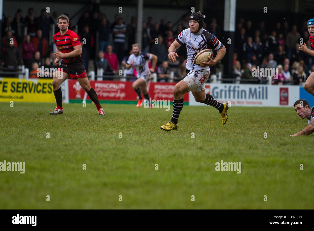 Wales, United Kingdom. October 10 2015. Pontypridd RFC play Aberavon ...