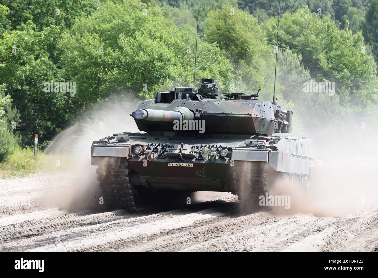 Leopard 2a7 main battle tank hi-res stock photography and images - Alamy
