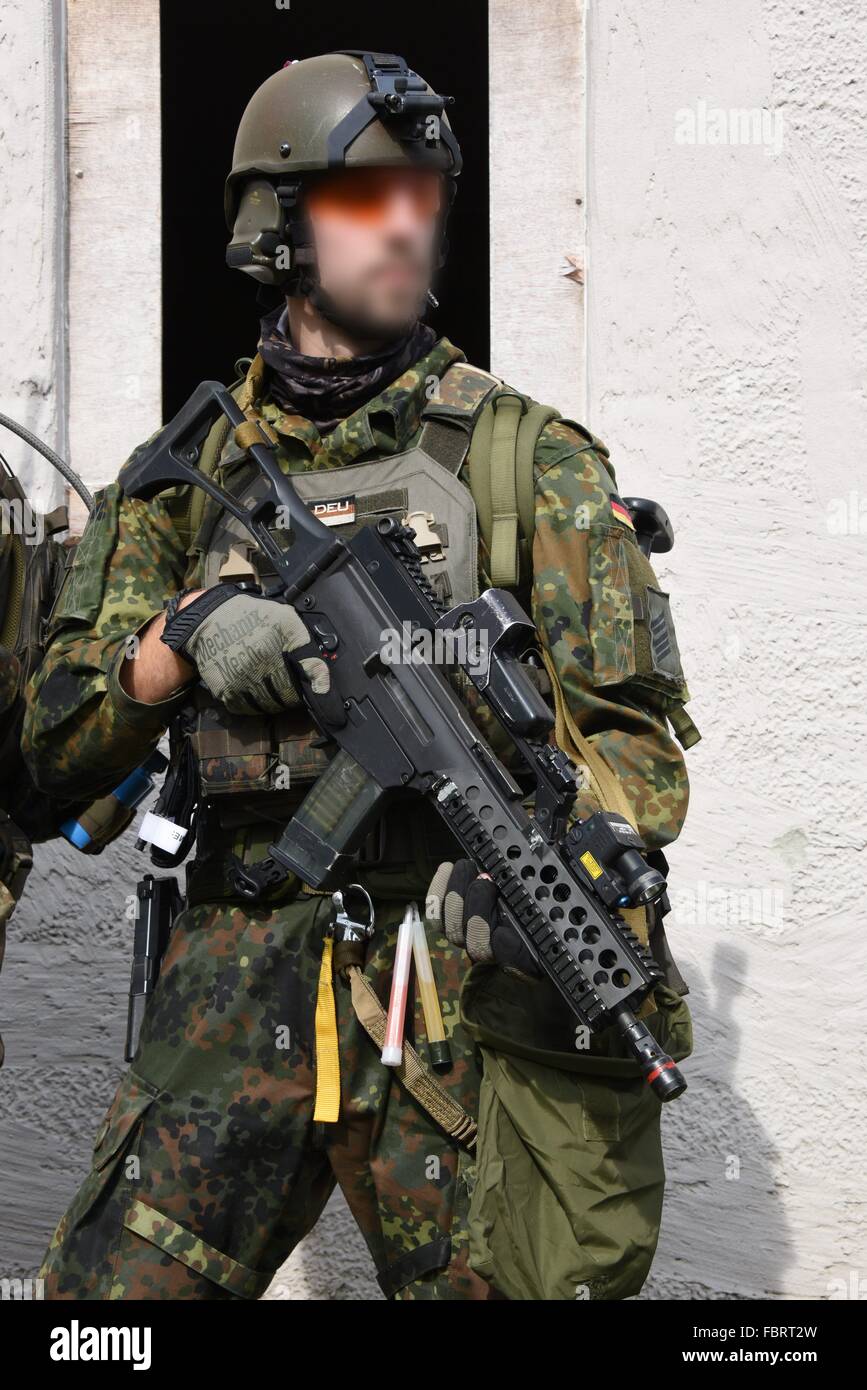 Fallschirmjäger with enhanced capabilities of 3rd Company, 31st ...