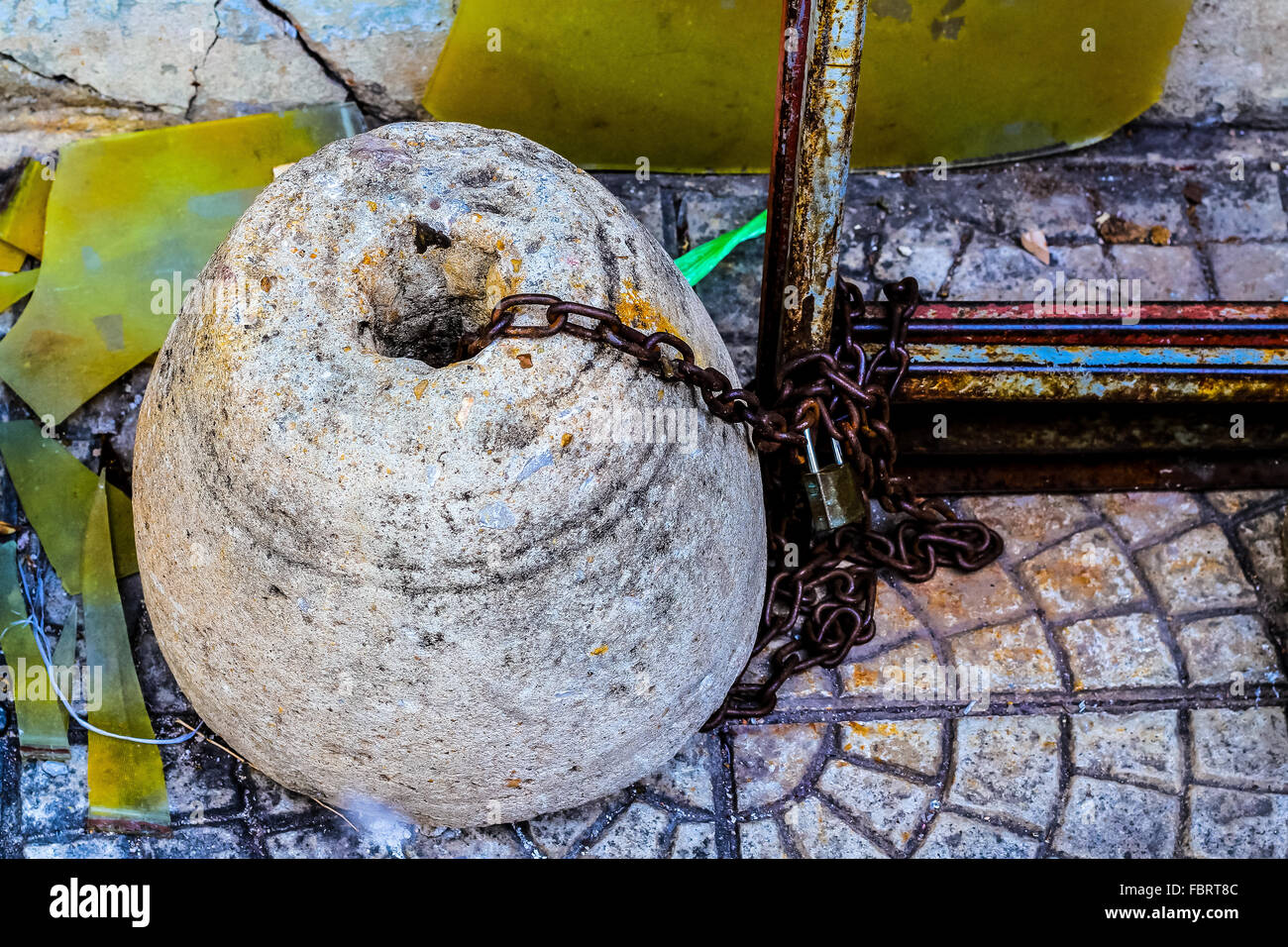 concrete box with old chain and lock Stock Photo - Alamy