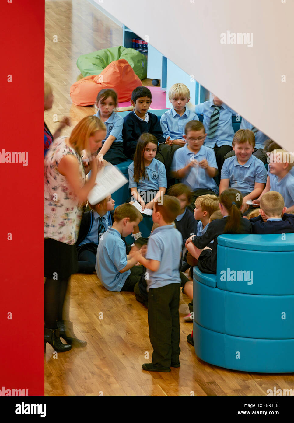Cluster of children in circulation space. Lairdsland Primary School ...