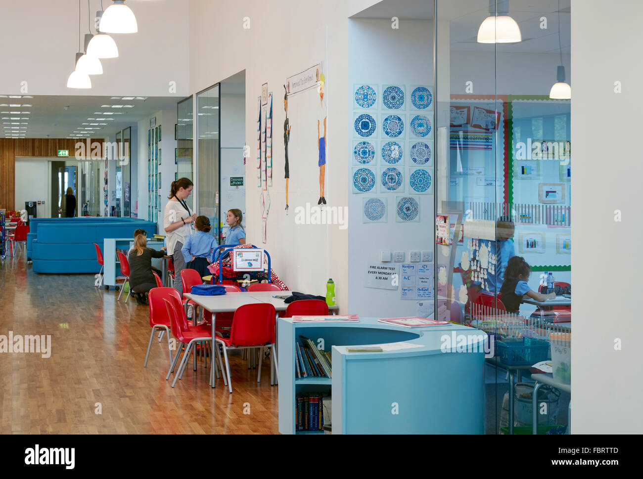 Furnishing on first floor circulation space. Lairdsland Primary School ...