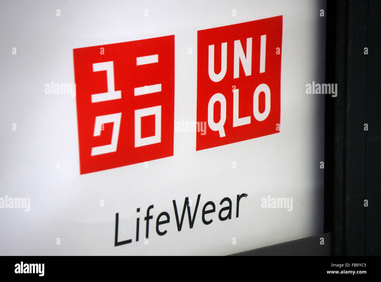Uniqlo sign logo hi-res stock photography and images - Alamy