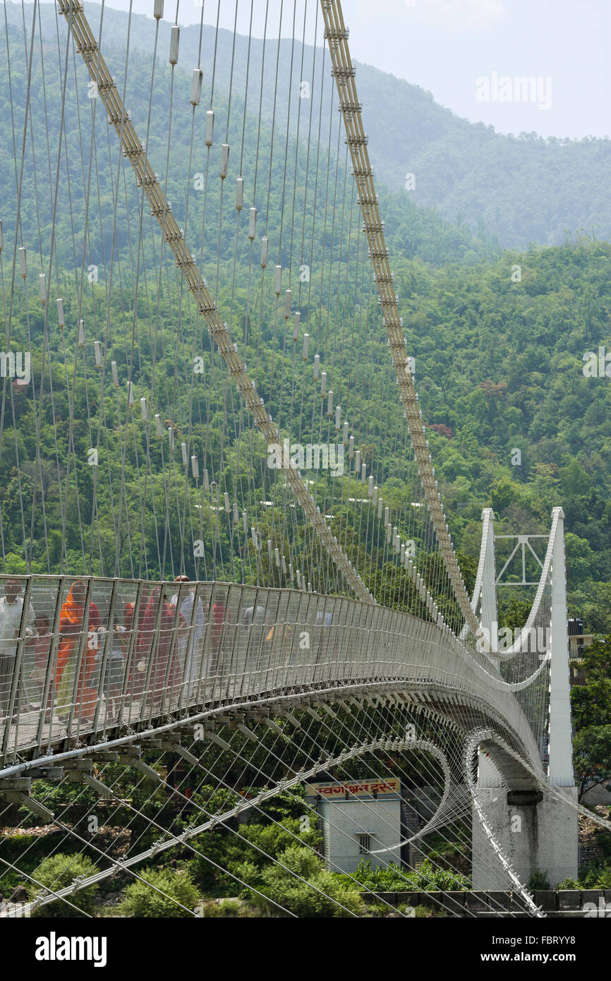 Lakshman Jhula bridge over Ganges in Rishikesh, India Stock Photo - Alamy