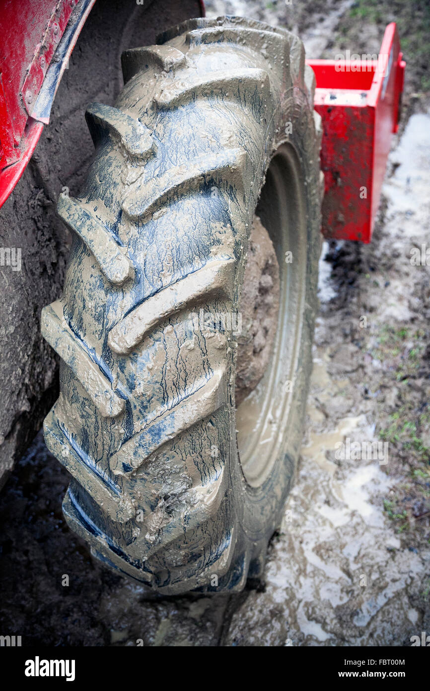 tractor tyre in muddy field, agriculture, agronomy, clay, cross-country ...