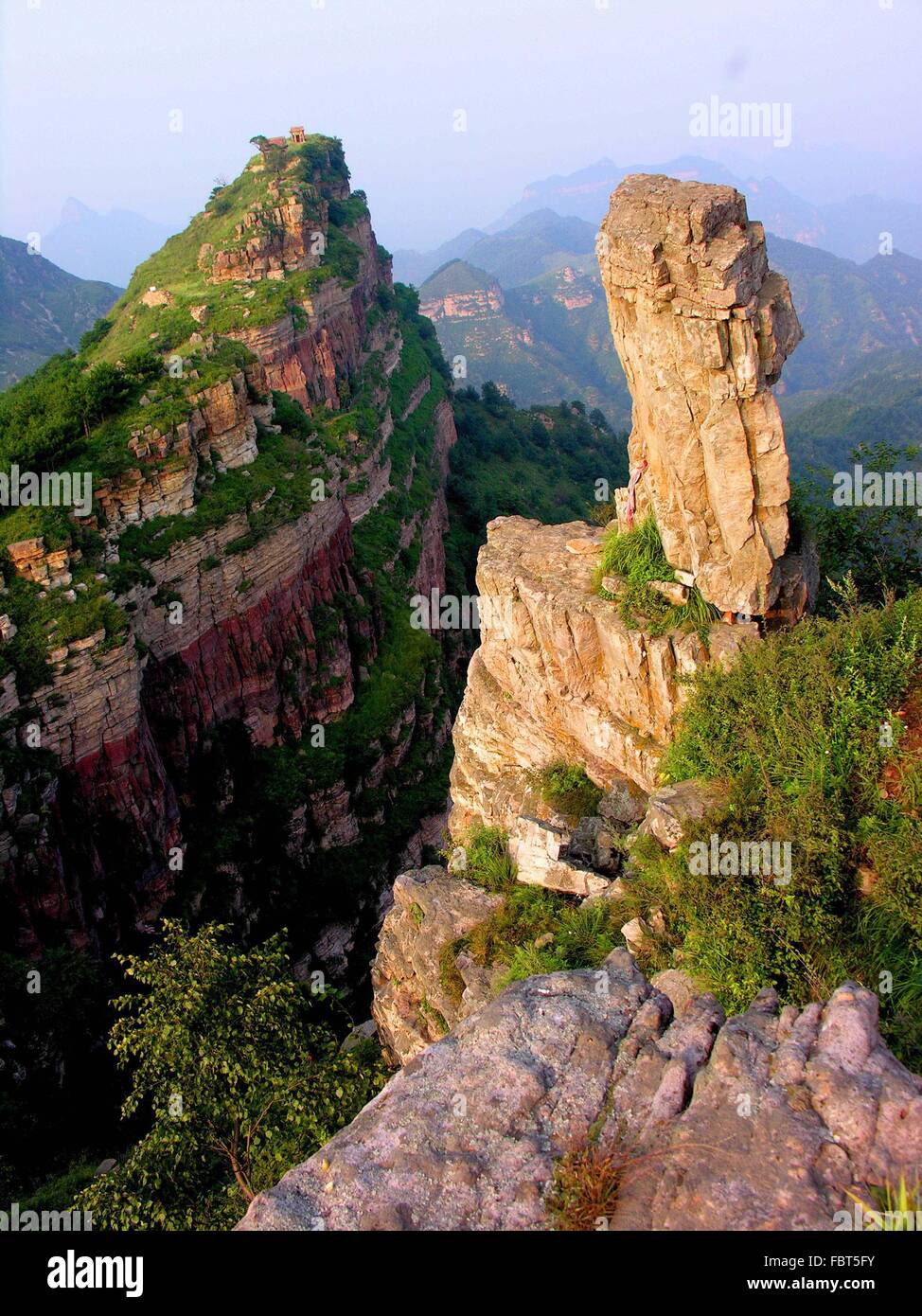 Taihang mountains hi-res stock photography and images - Alamy