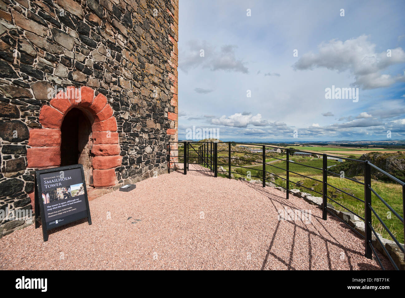 Smailholm tower the borders hi-res stock photography and images - Alamy