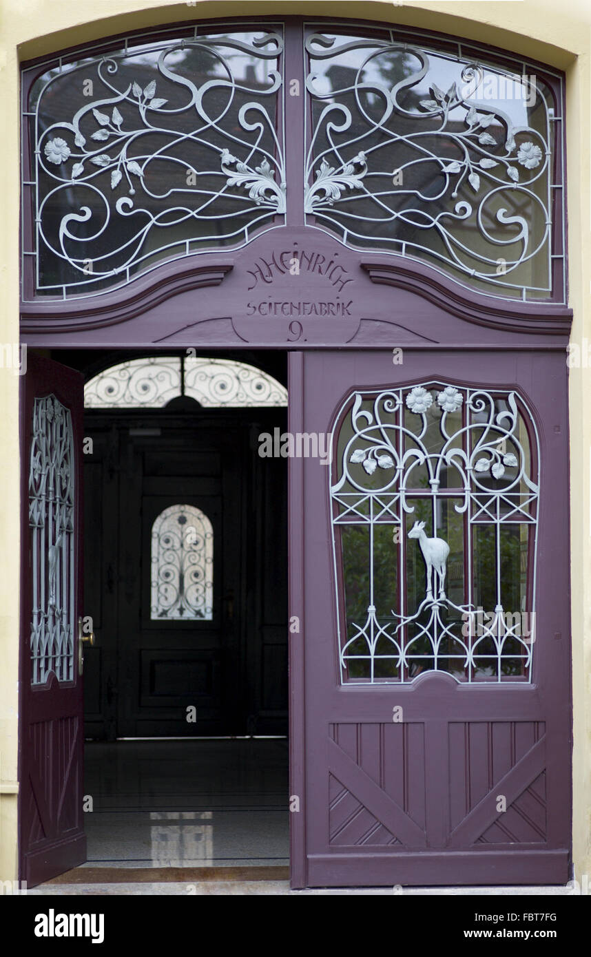Gangway door hi-res stock photography and images - Alamy