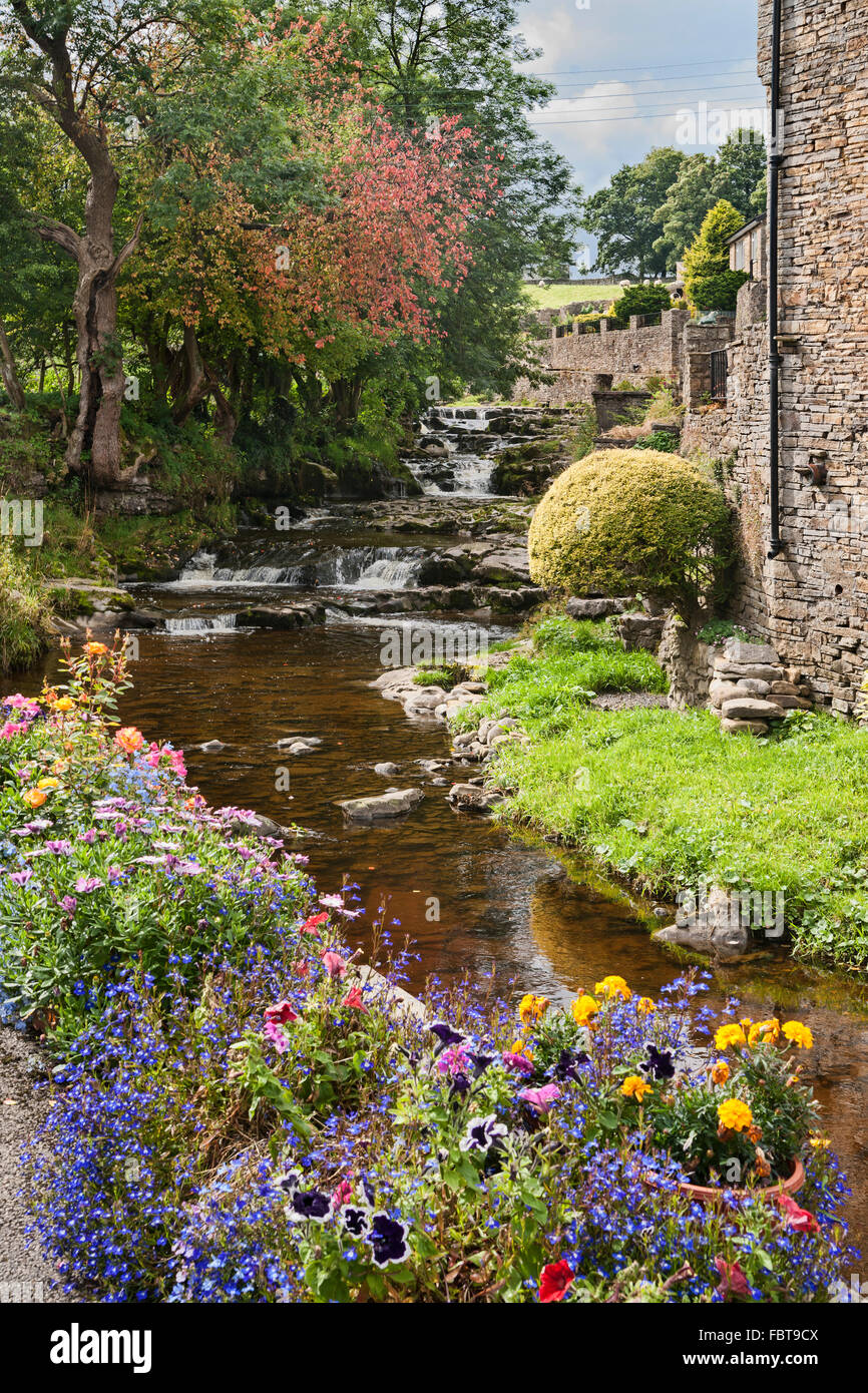River Ure at Hawes, Wensleydale, North Yorkshire, England, UK Stock ...