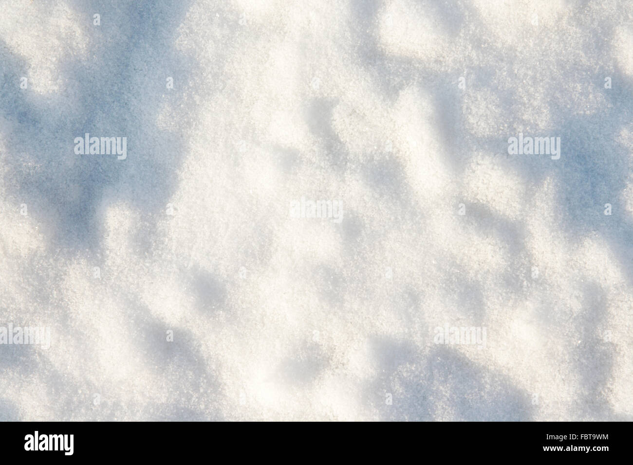 Snowy background hi-res stock photography and images - Alamy