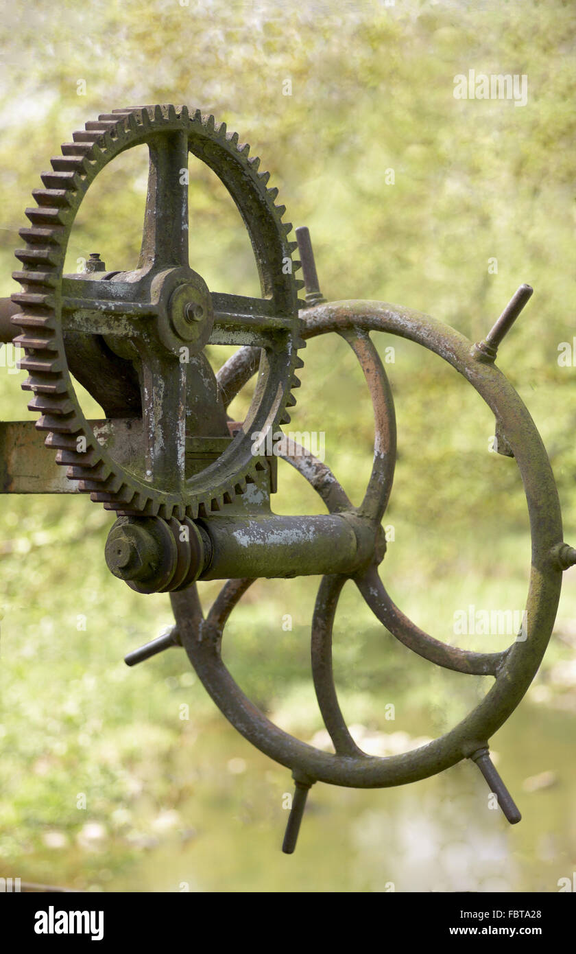 Handwheel hi-res stock photography and images - Alamy