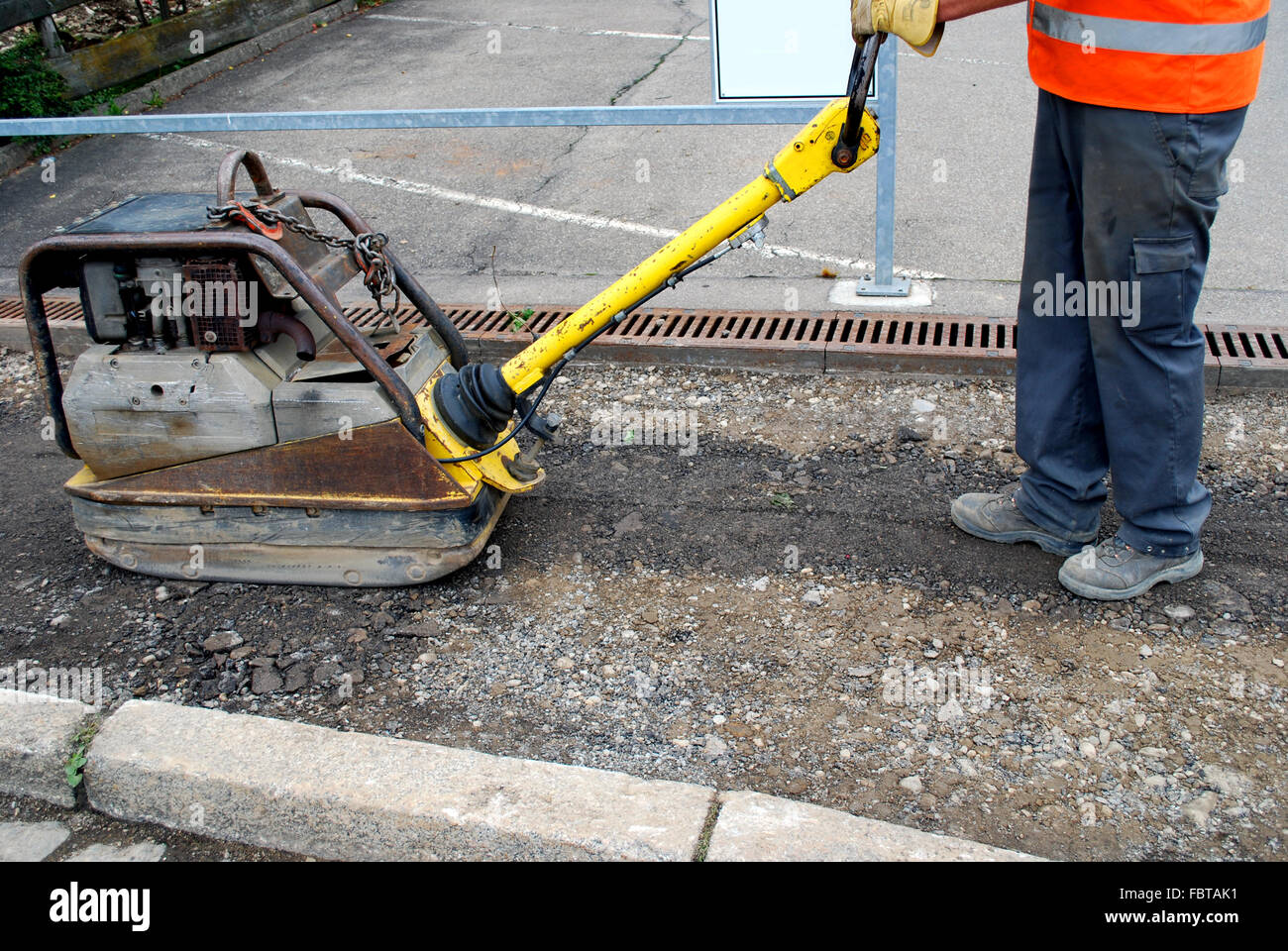 road construction worker Stock Photo - Alamy